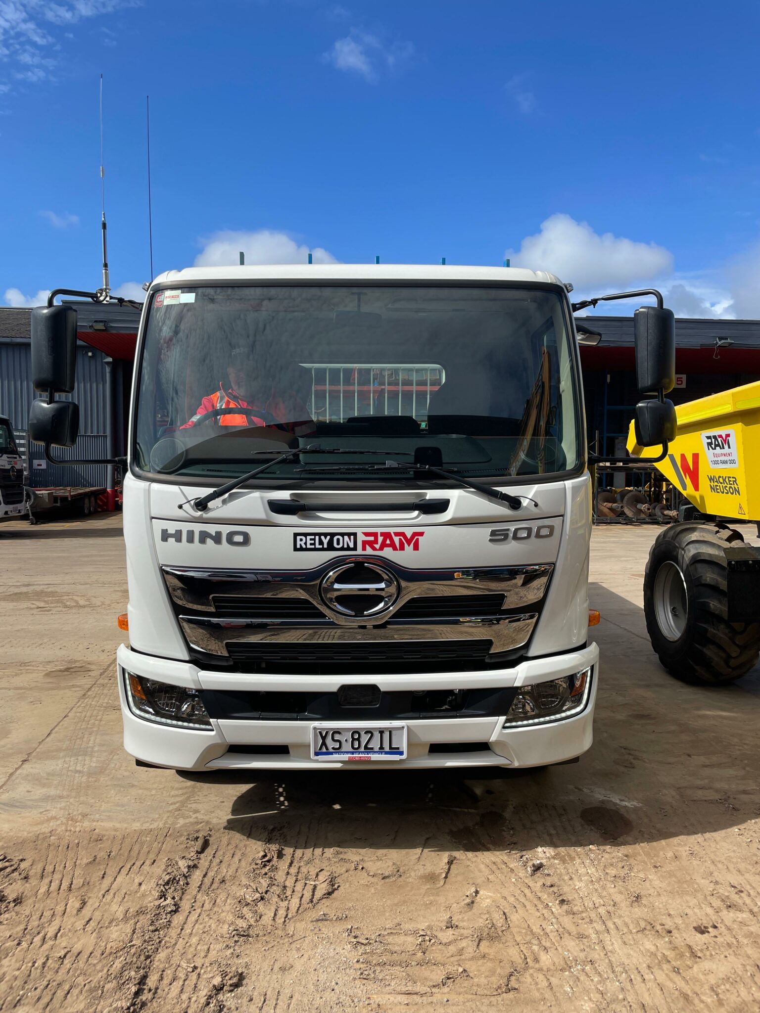 Hino Tipper (8T) - RAM Equipment