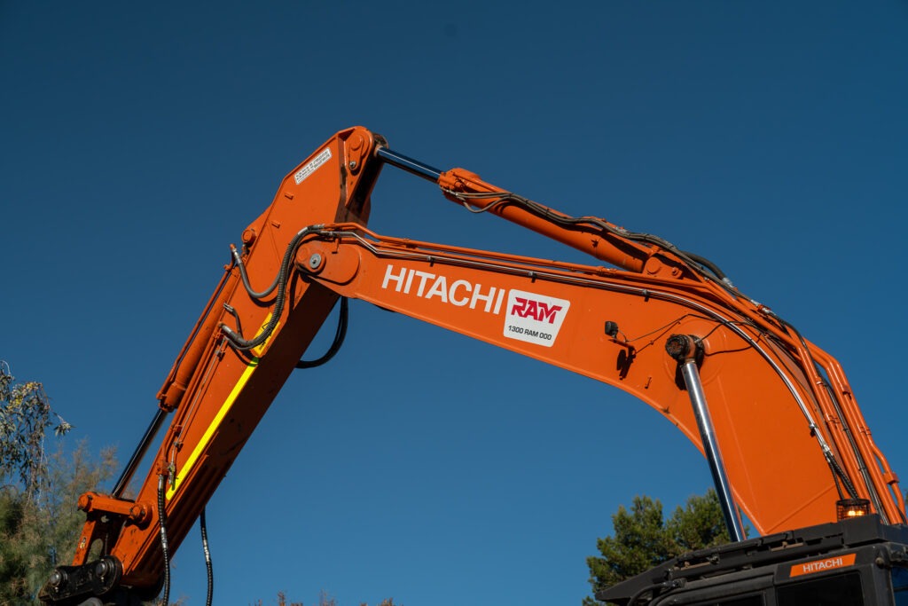 Hitachi Excavator (36T) - RAM Equipment